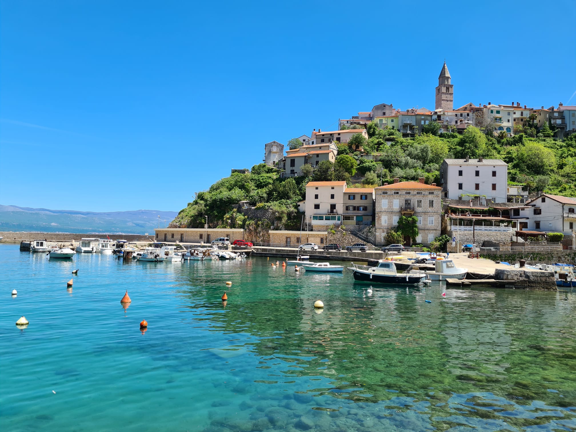 Vrbnik - biser otoka Krka koji oduševljava svojom ljepotom i bogatom ...