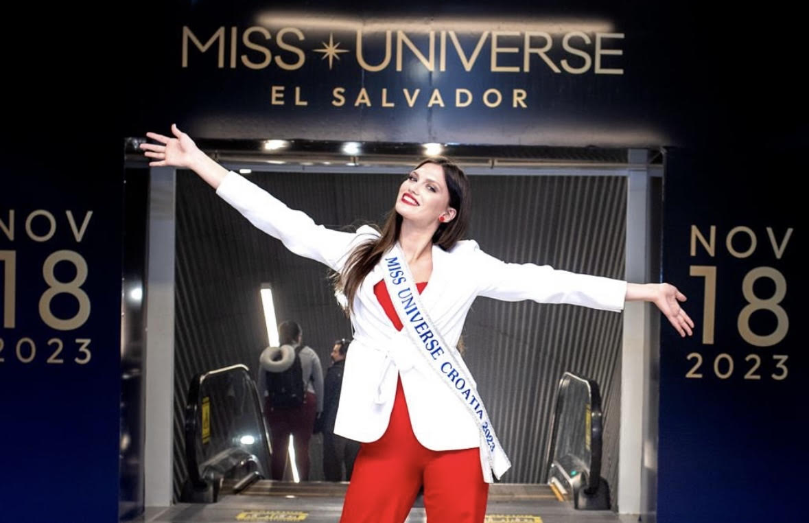 Dnevnik jedne Miss; Andrea se javlja iz El Salvadora sa izbora Miss ...